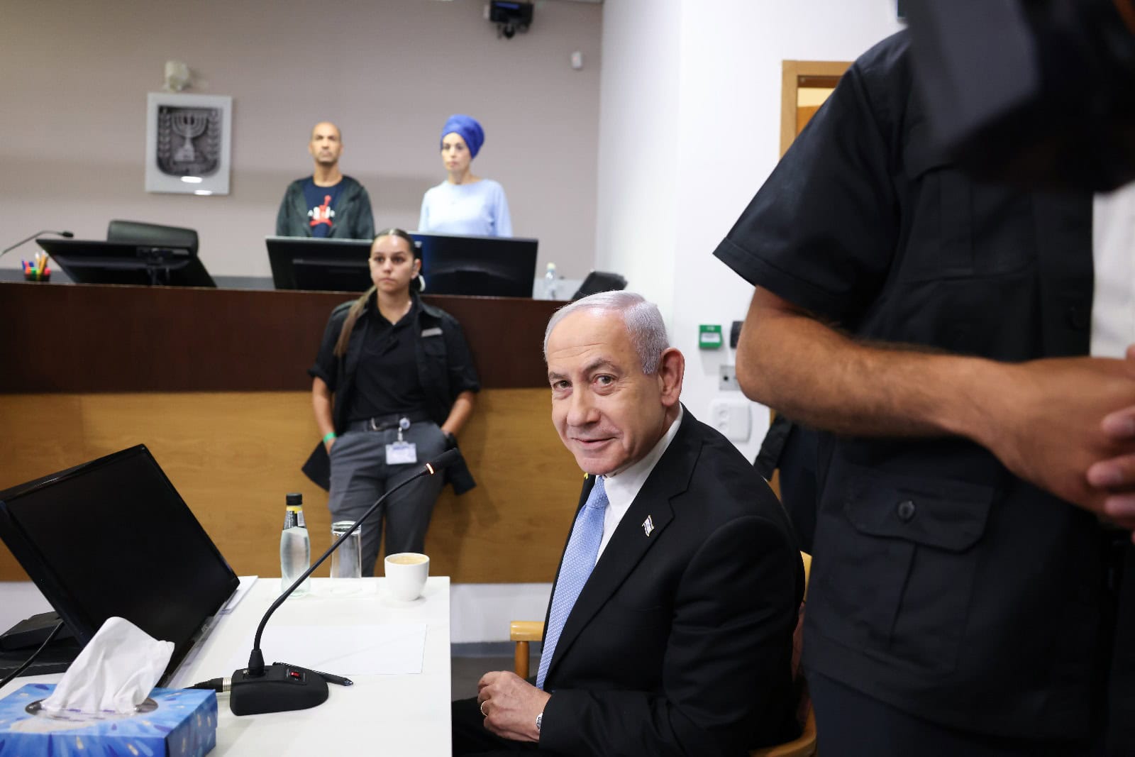 Netanyahu Helps Finance Hamas Yet Again | העין השביעית